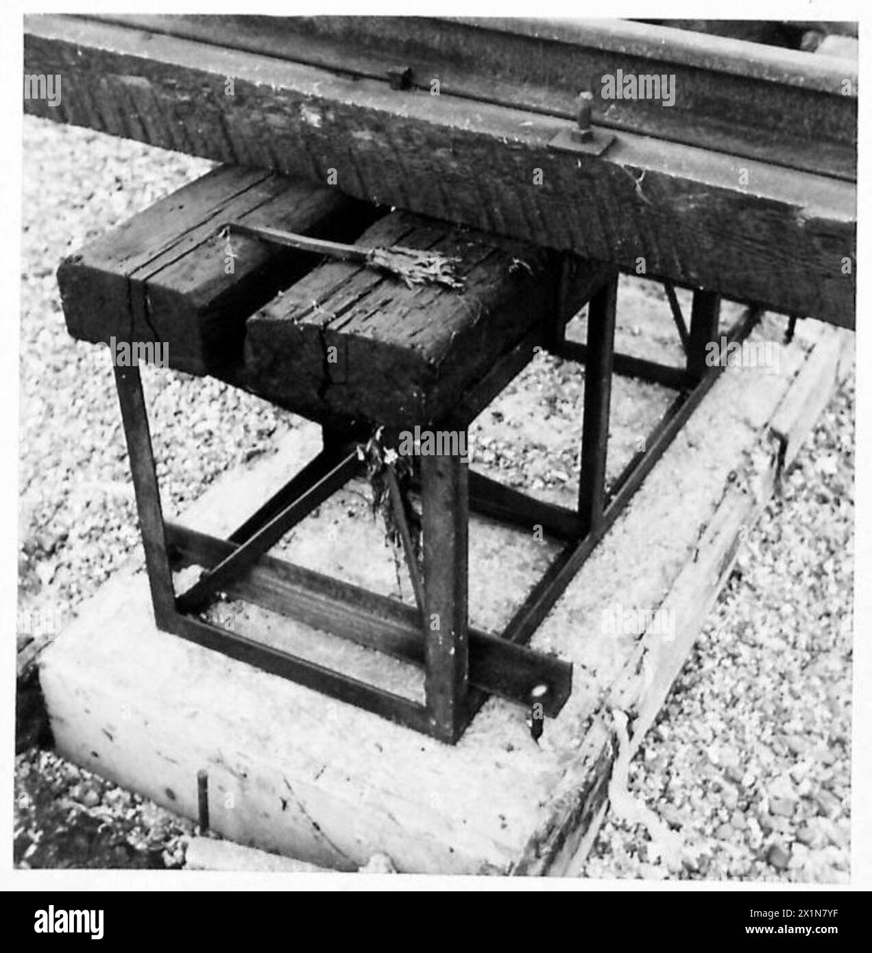 Launching girder Cut Out Stock Images & Pictures - Alamy