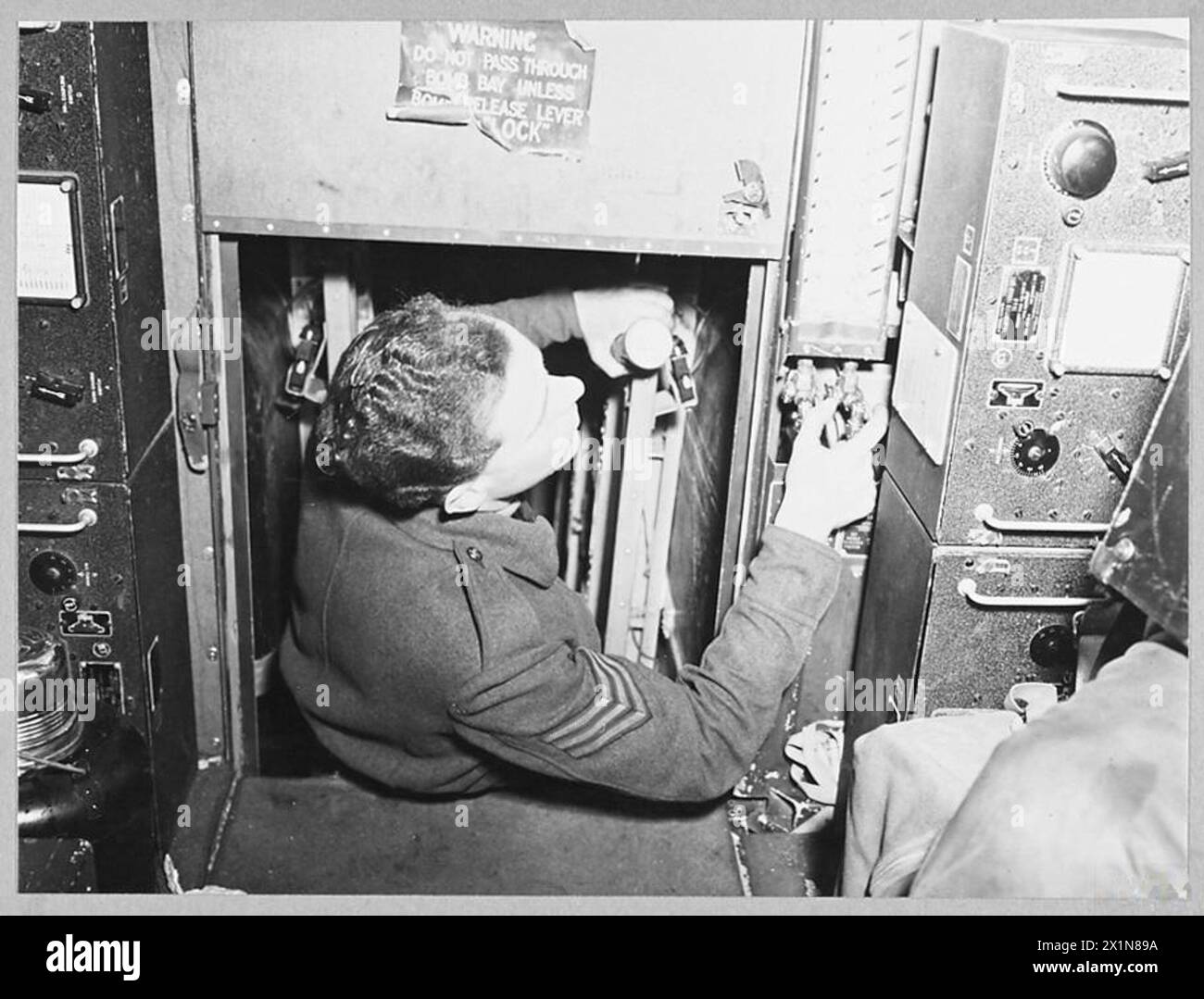 DEFEATING GERMANY'S KEY WEAPON : LIBERATOR v. U-BOAT - 9576 (Picture ...