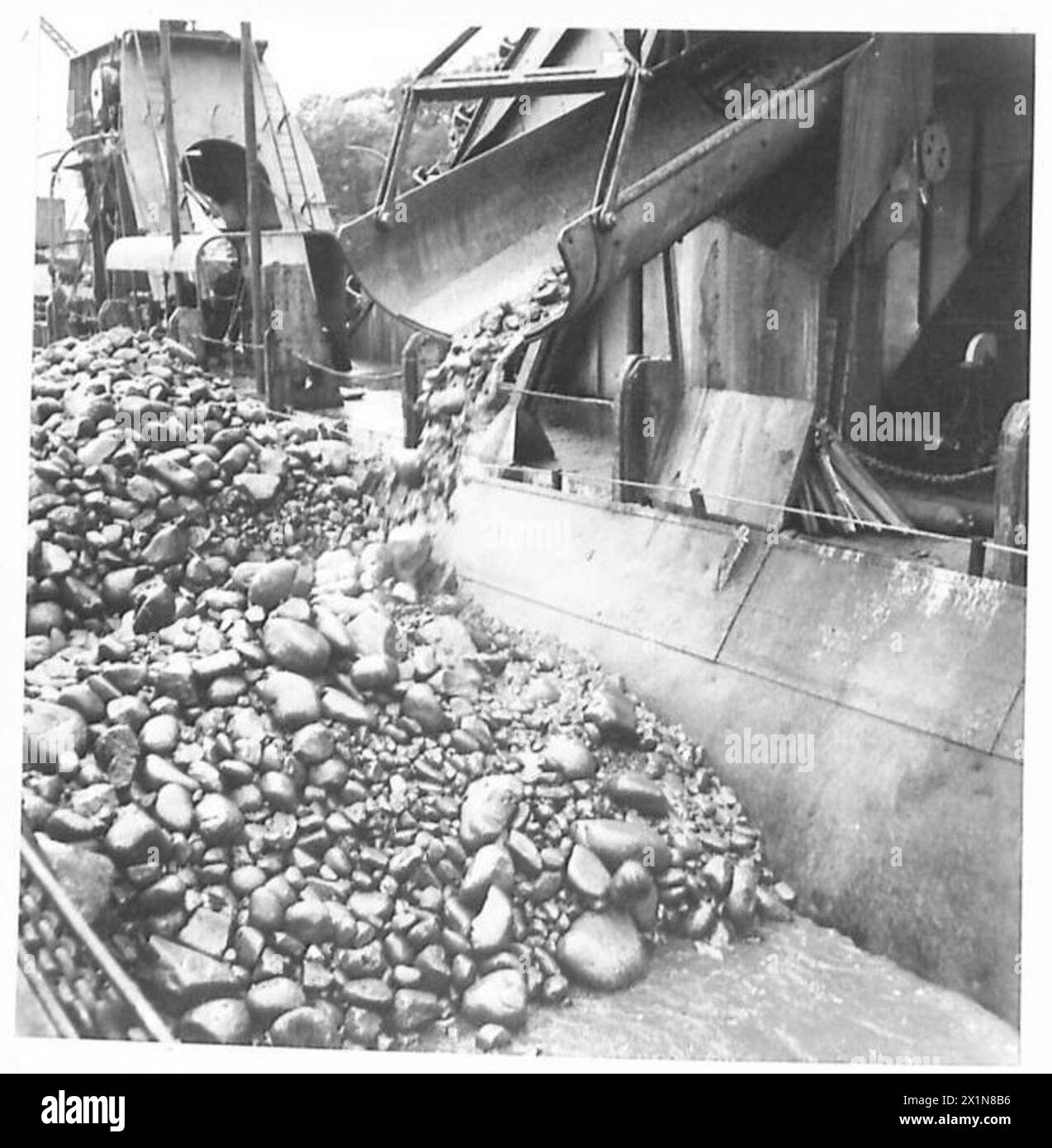 Dredging barge transport Black and White Stock Photos & Images - Alamy