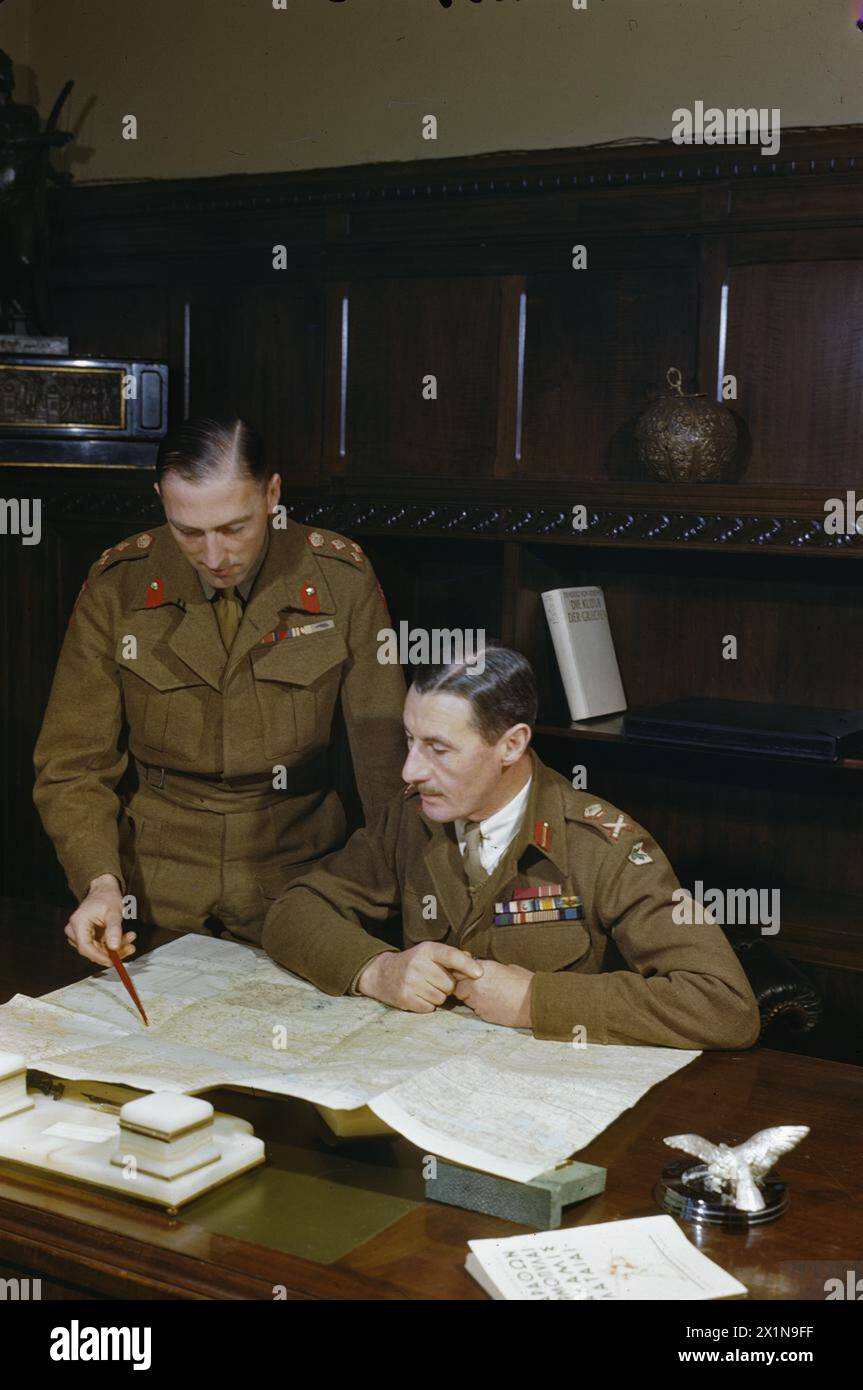 THE SECOND WORLD WAR: PERSONALITIES - Lieutenant General R M Scobie ...