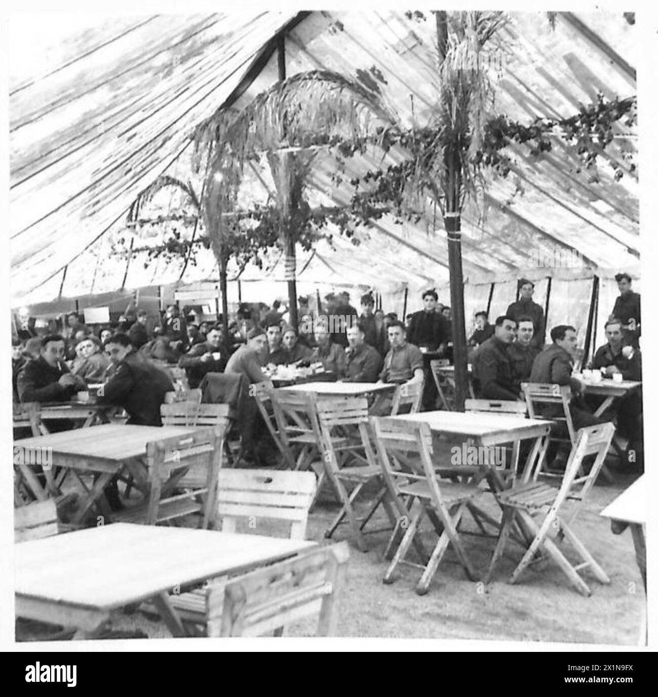 ITALY : FIFTH ARMY : "THE CIRCUS" - The well set out restaurant ...