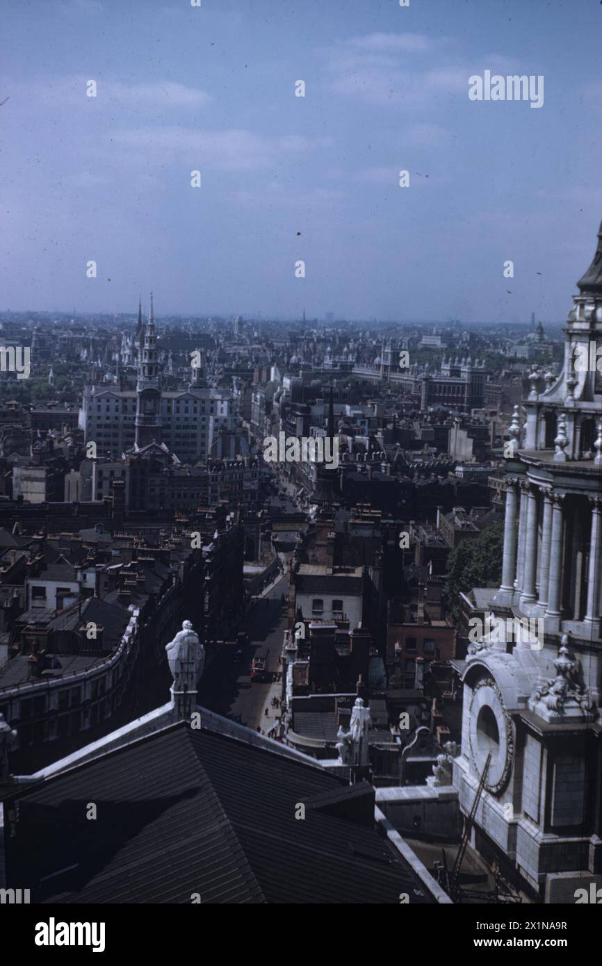 UNITED STATES EIGHTH AIR FORCE IN BRITAIN, 1942-1945 - The London ...
