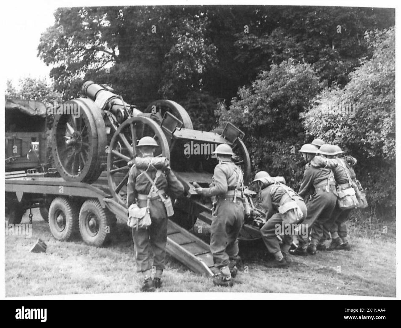 Artillery mobilization Cut Out Stock Images & Pictures - Alamy