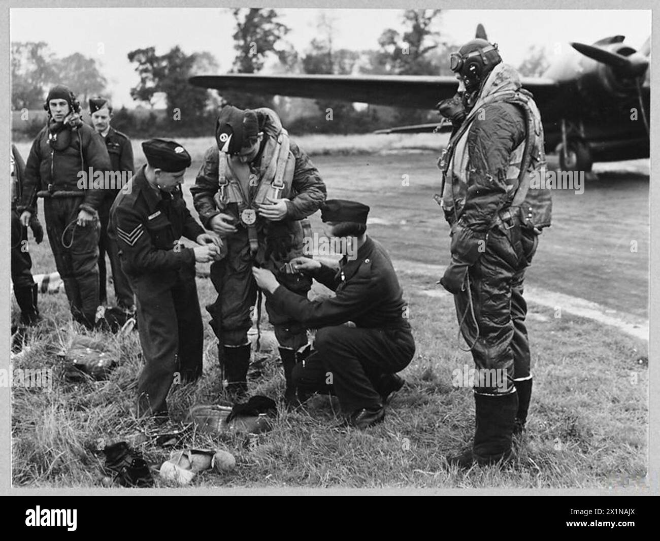 A.T.C. CADETS WITH R.A.F. TRAINING WING - 13864 Picture (issued 1944 ...