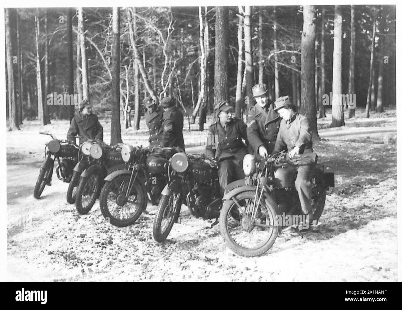 Female army exercise Black and White Stock Photos & Images - Alamy