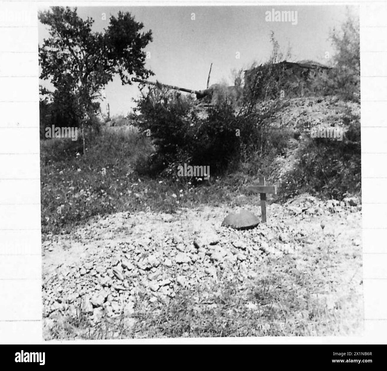 GOTHIC LINE DEFENCES - In the foreground is the grave of a British ...