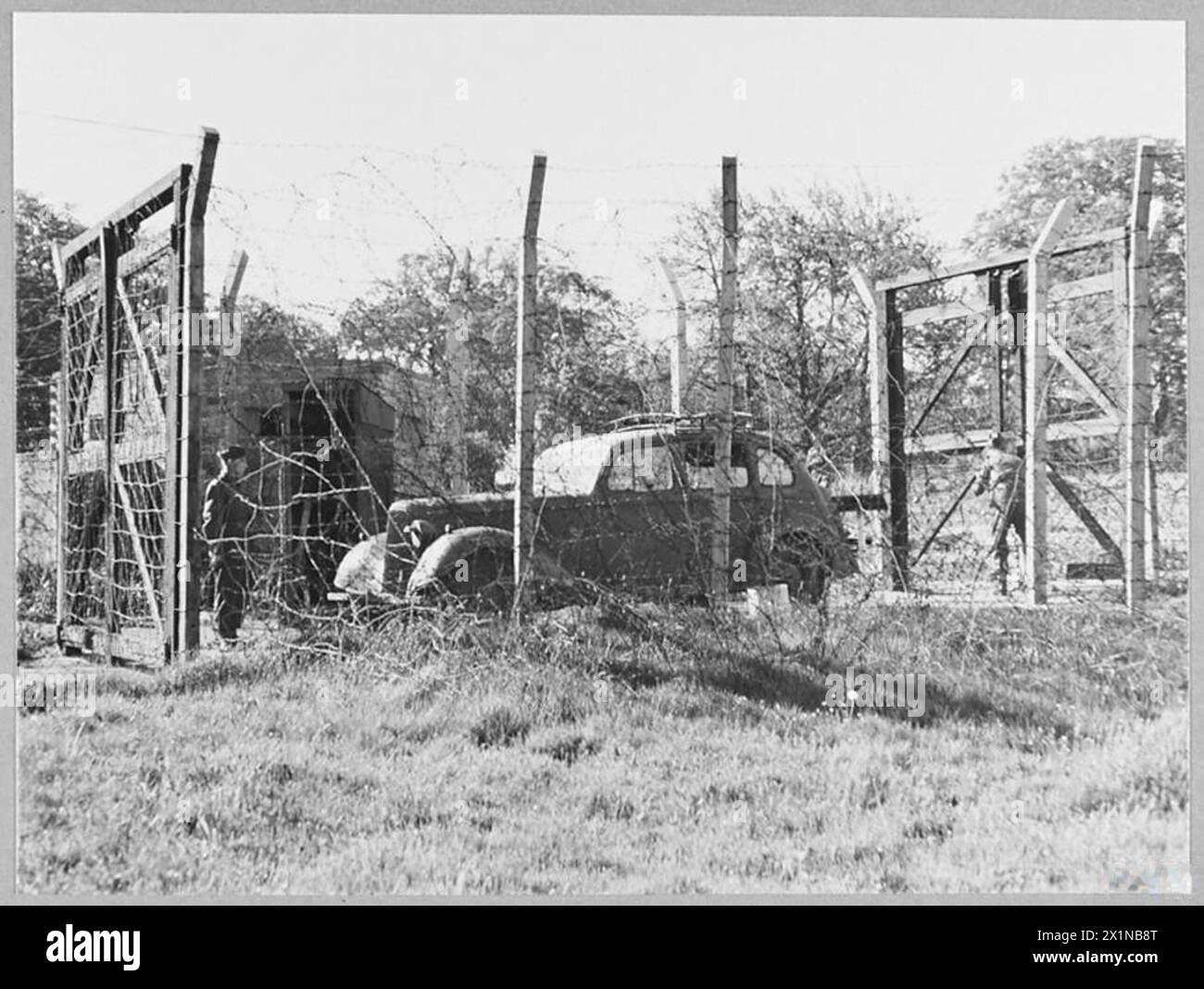 GENERAL VON ARNIM AND OTHER HIGH RANKING GERMAN OFFICERS SURRENDERED TO ...