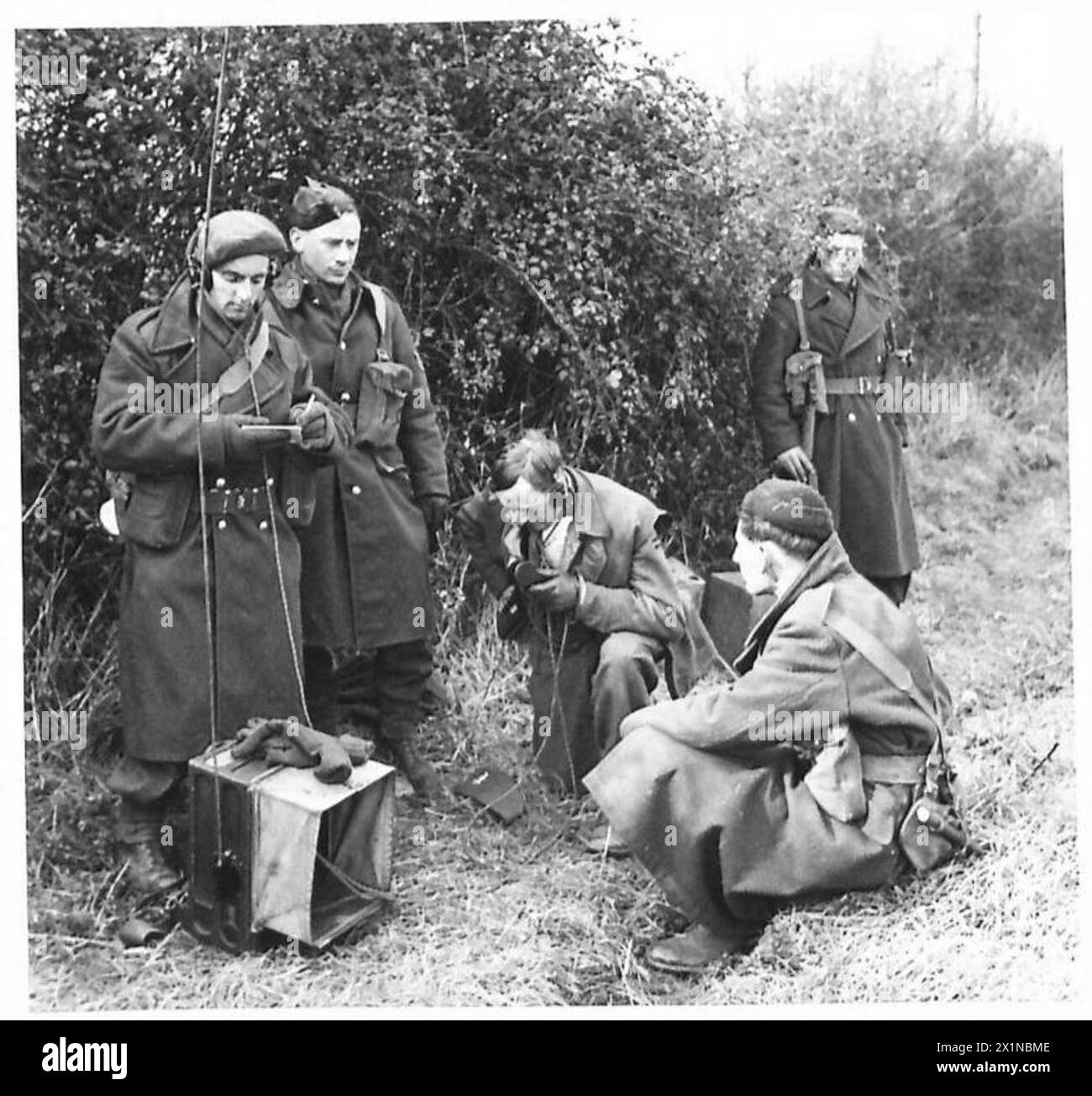 British army operates wireless Cut Out Stock Images & Pictures - Alamy