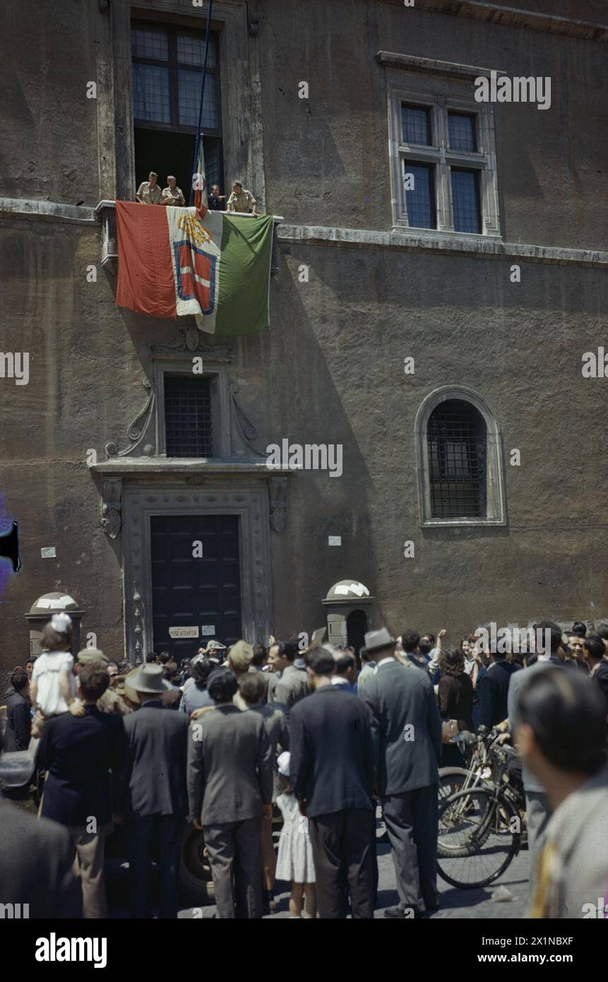 Wwii liberation rome hi-res stock photography and images - Alamy