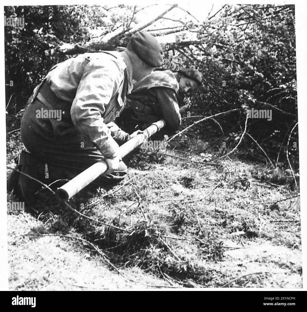 WITH A RECONNAISSANCE CORPS - Laying a Bangalore torpedo , British Army ...