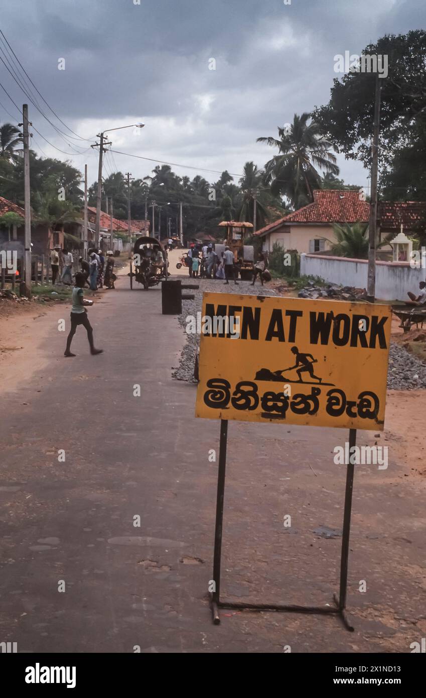 Historic picture of a street in India in the year 1990 Stock Photo - Alamy
