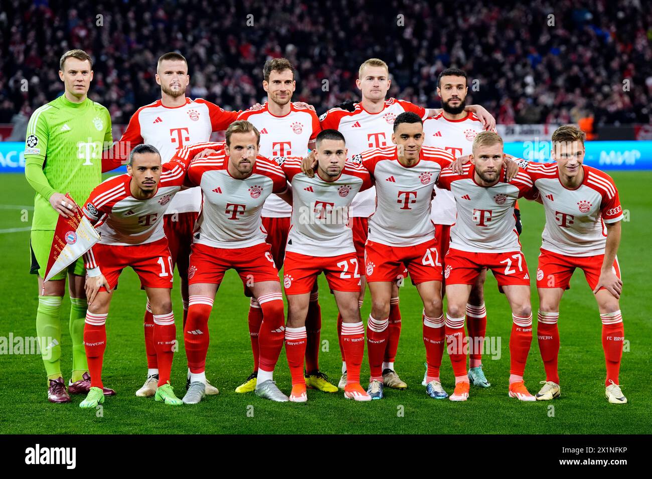 Bayern Munich's Manuel Neuer, Eric Dier, Leon Goretzka, Matthijs de ...
