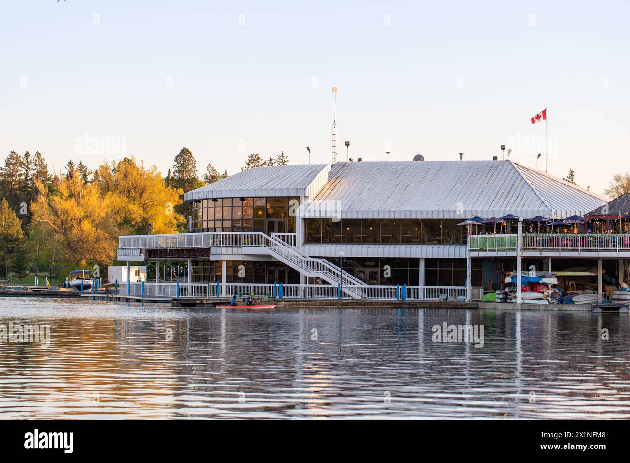 Dows lake hi-res stock photography and images - Alamy
