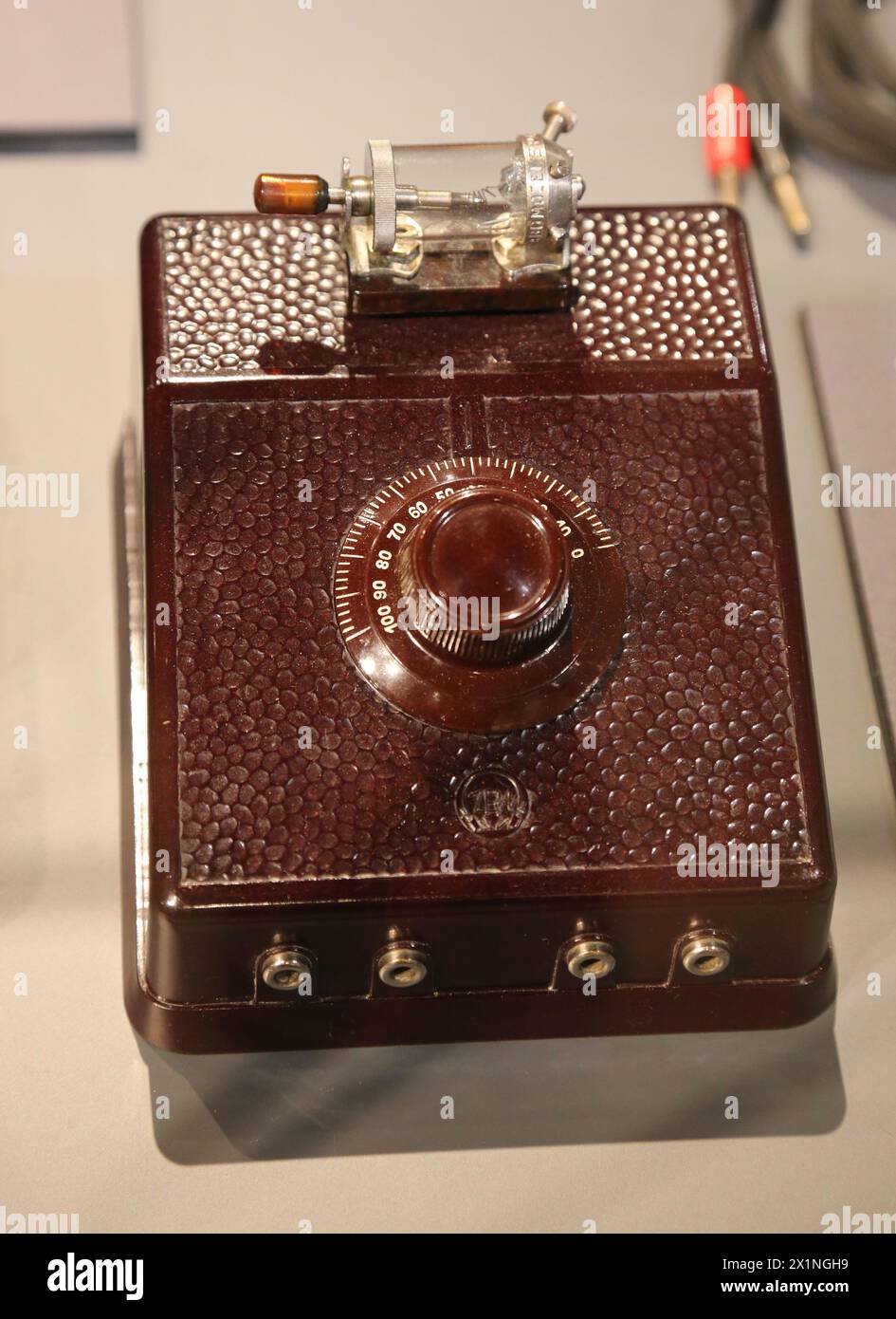 Antique vintage crystal detector radio D12 made by Natawis Corp. in ...