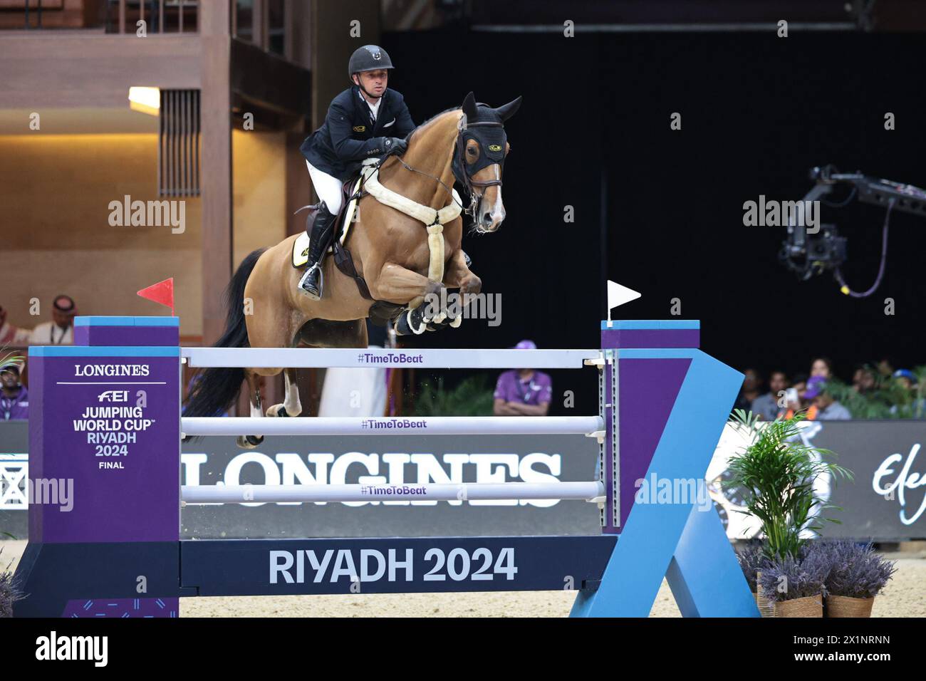 Richard Howley of Ireland with Equine America Consulent de Prelet Z ...