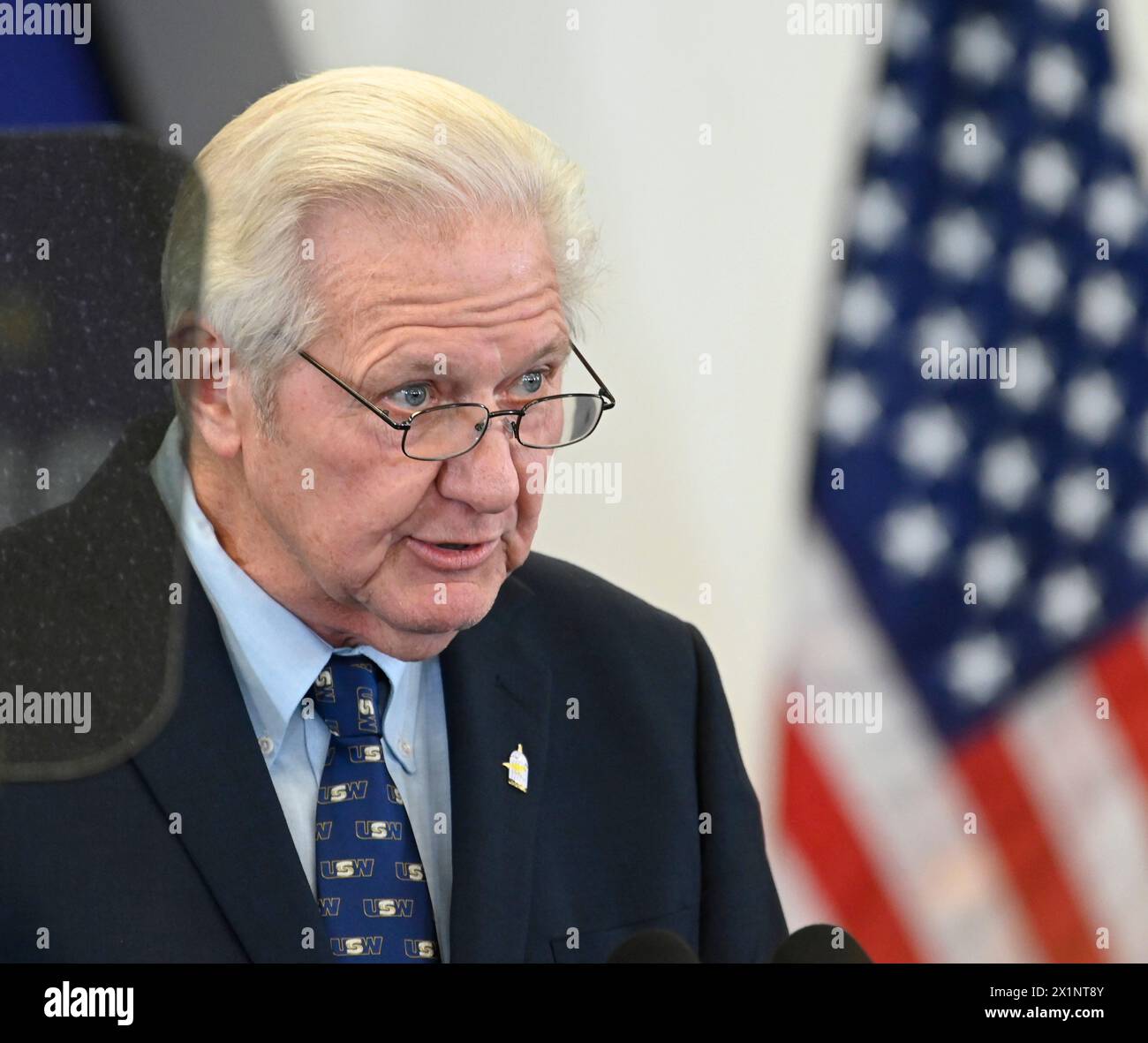 David mccall steel hi-res stock photography and images - Alamy