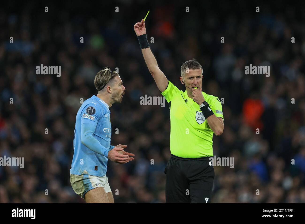 Real madrid manchester city referee hi-res stock photography and images ...