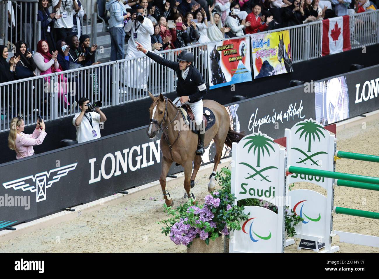 Henrik von Eckermann of Sweden with King Edward during the Longines FEI ...