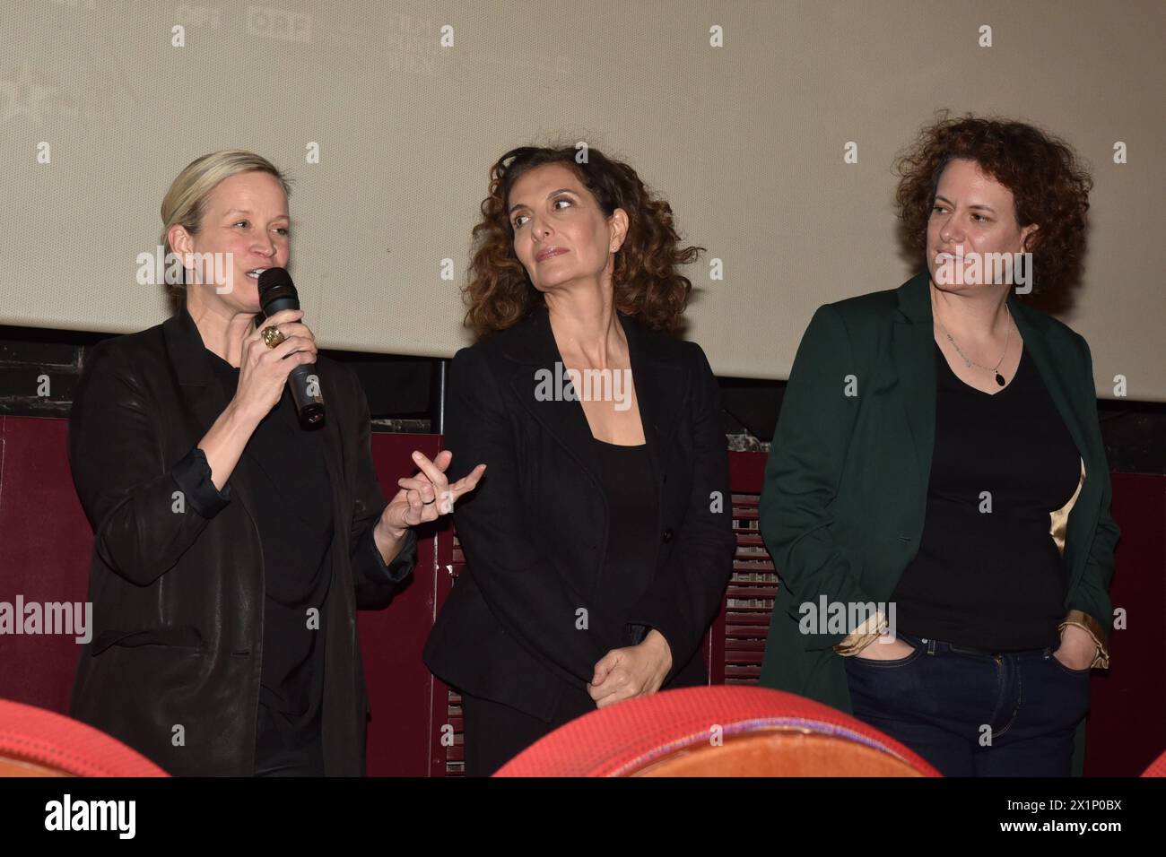 Ines Kratzmüller, Proschat Madani, Kat Rohrer, Regie, What A Feeling ...