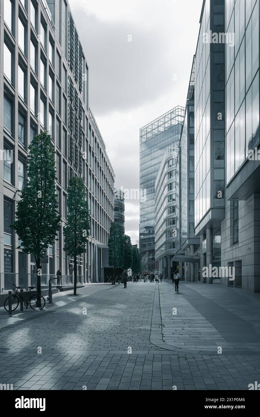 Manchester city life hi-res stock photography and images - Alamy