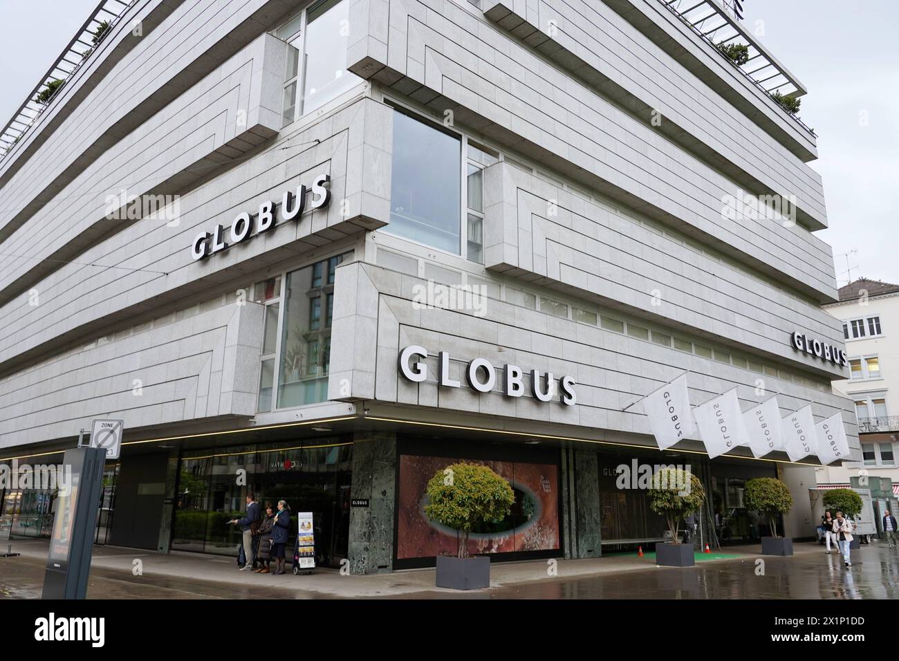 Anton Geisser 08.04.2024 ZH. Schweiz. Bild : Globus Warenhaus Logo Schriftzug *** Anton Geisser ...