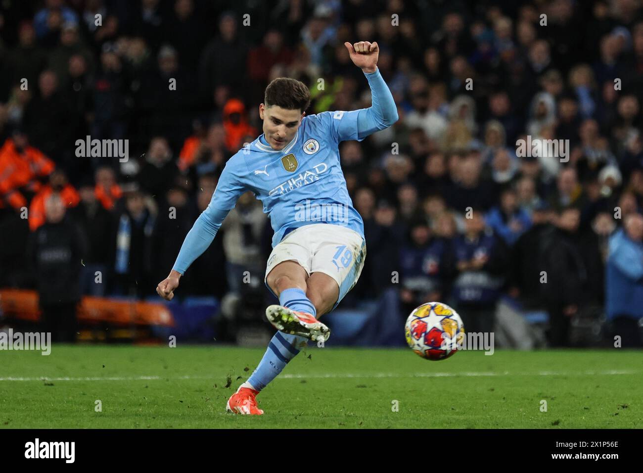 Julián Álvarez of Manchester City scores his first penalty during the ...