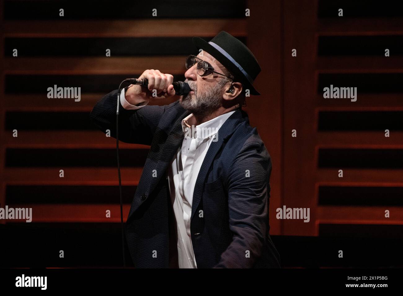 Eric daniel pierre cantona hi-res stock photography and images - Alamy