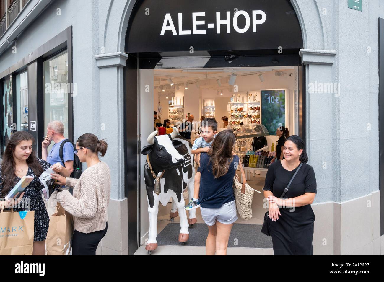 Madrid, Spain. 17th Apr, 2024. Shoppers are seen at the gift item chain ...