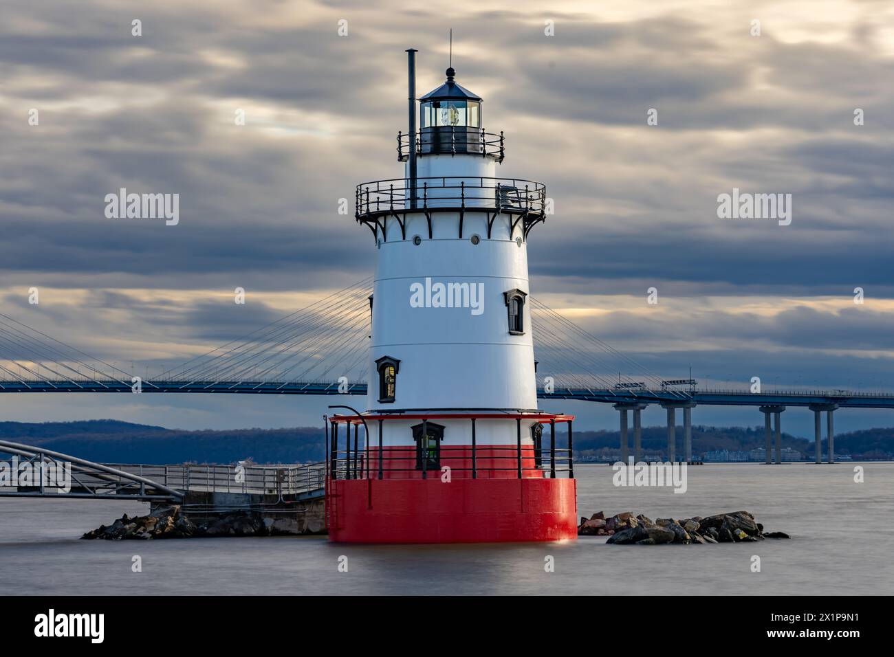 Tarrytown Light, AKA Kingsland Point Light and Sleepy Hollow Light ...