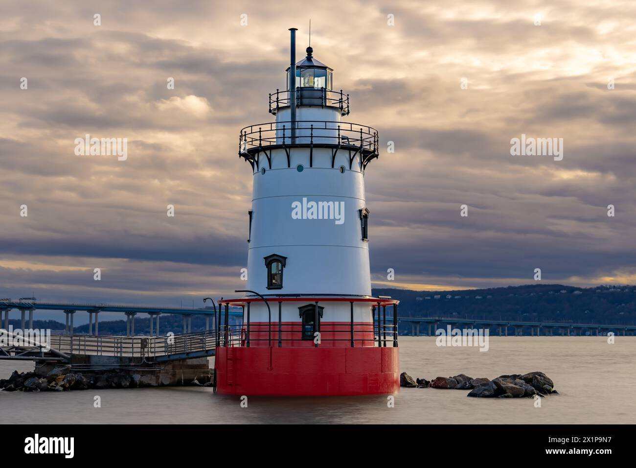 Tarrytown Light, AKA Kingsland Point Light and Sleepy Hollow Light ...