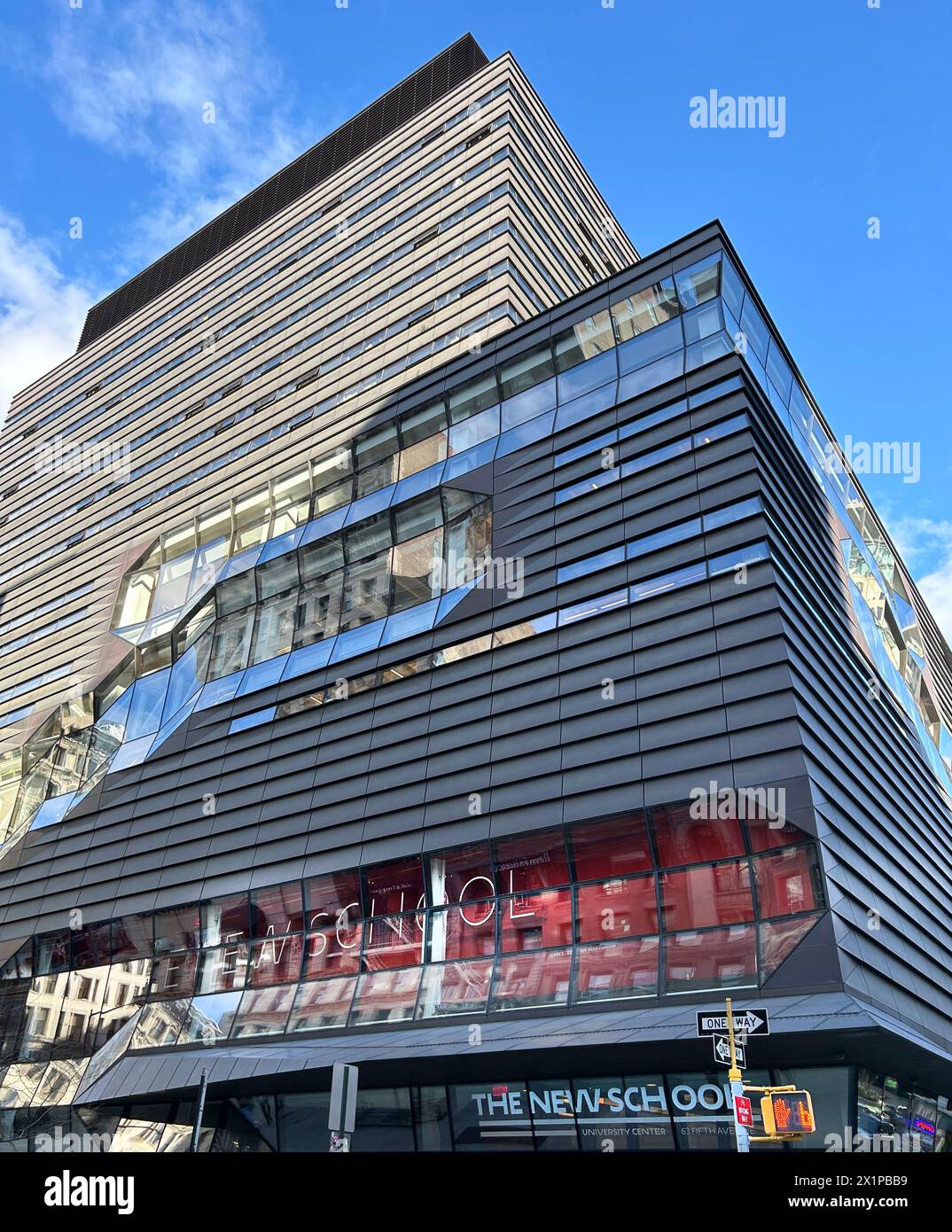 New york city school building hi-res stock photography and images - Alamy