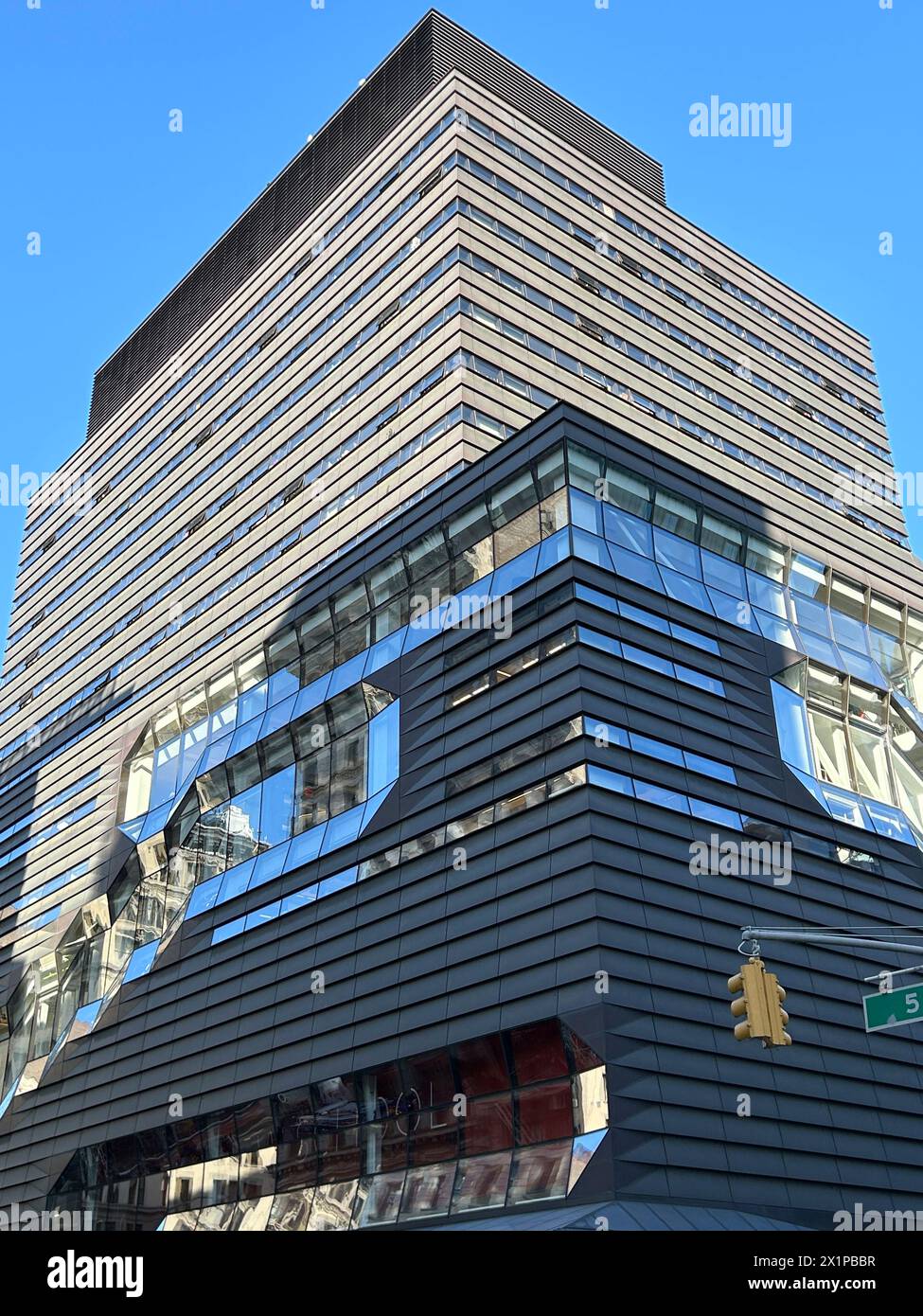 University Center building, exterior view, The New School, 65 Fifth ...