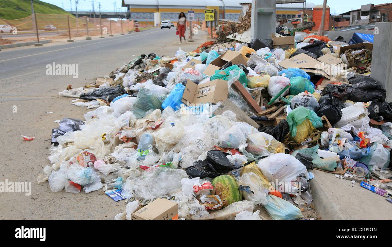 salvador, bahia, brazil - march 19, 2024: garbage deposited on a public ...