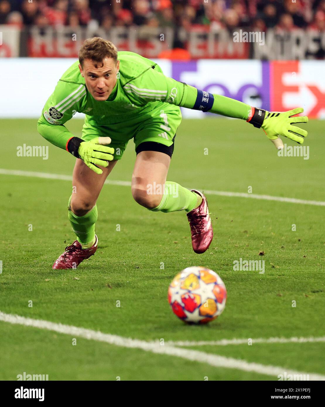 MUNICH, GERMANY - APRIL 17: Manuel Neuer of Bayern Muenchen in action ...