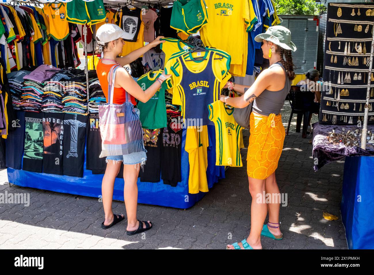 Sunday soccer hi-res stock photography and images - Alamy