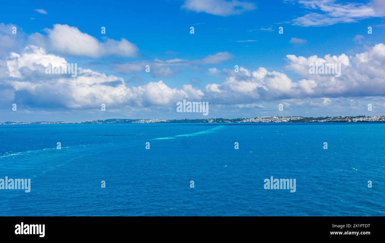 Horseshoe Bay Beach and Deep Bay Beach in Hamilton, Bermuda Stock Photo ...
