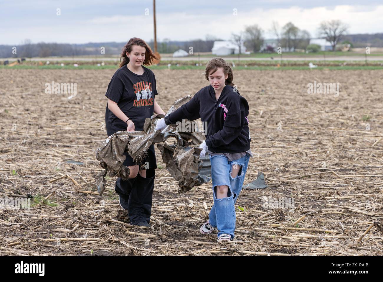 Student volunteers from the local high school took a morning off from ...