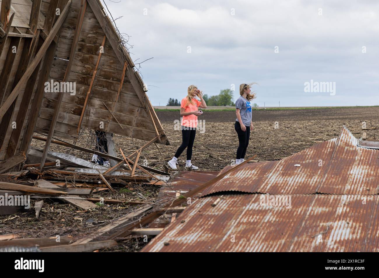 Student volunteers from the local high school took a morning off from ...