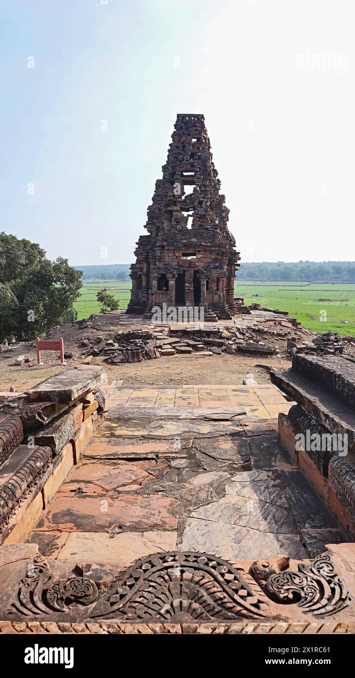 Dudhai group of temples hi-res stock photography and images - Alamy