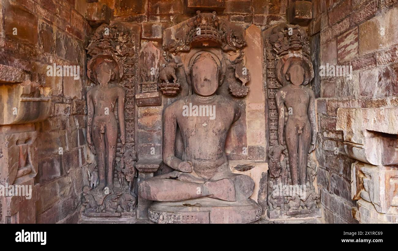 Brocken jain statues hi-res stock photography and images - Alamy