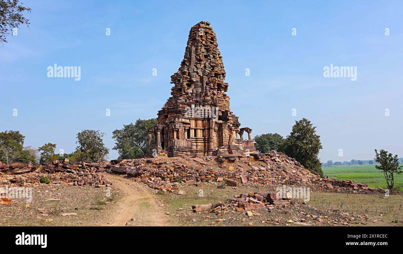 Ruin Side View of Large Surang Temple, Dudhai Group of Temple, Dudhai ...