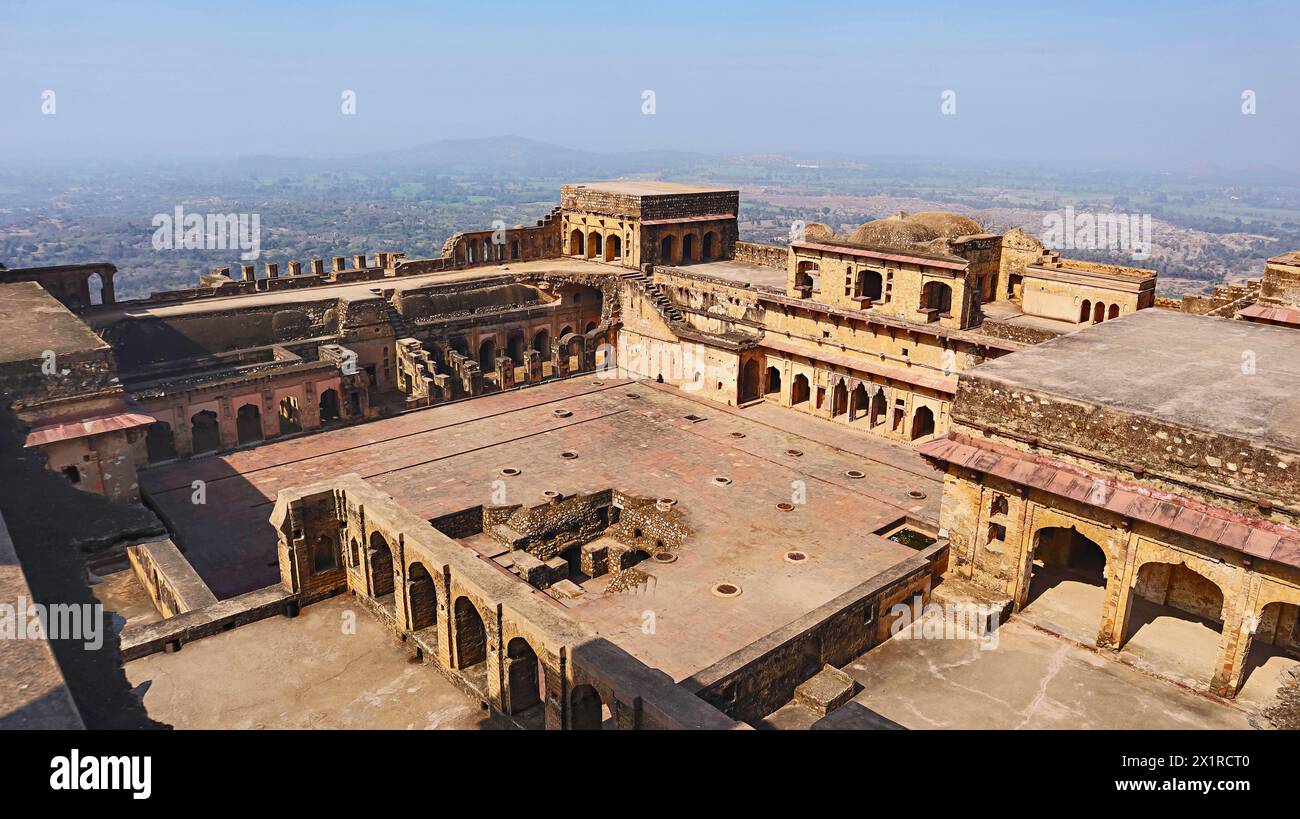 Garh kundar palace hi-res stock photography and images - Alamy