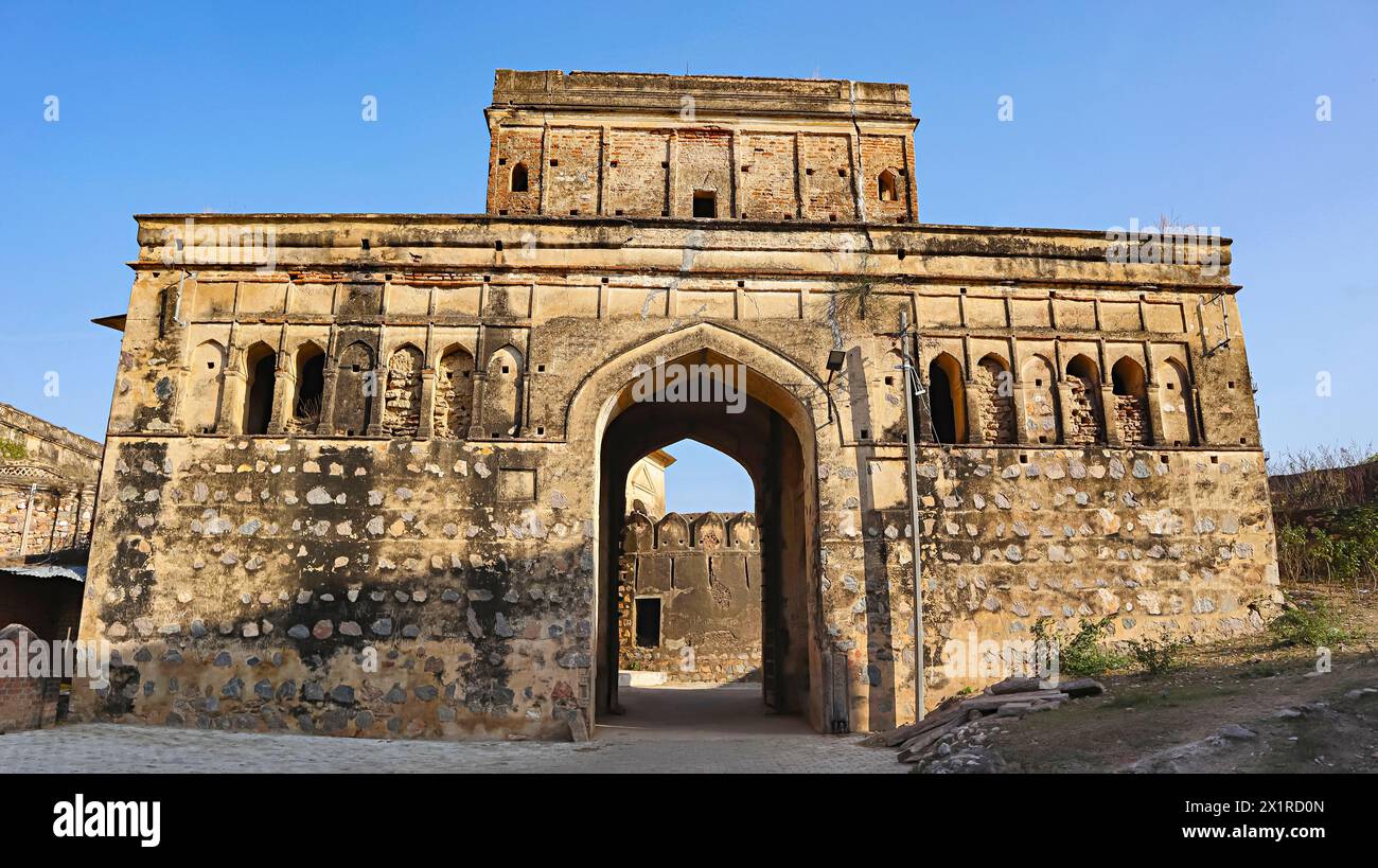 Second Entrance Gate of Samthar Fort Campus, Jhansi, Uttar Pradesh ...