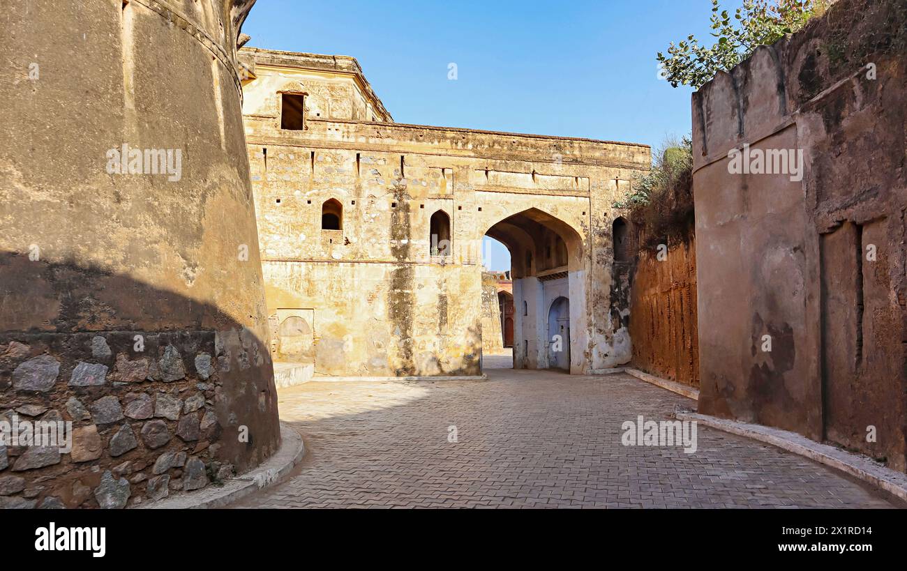 Main Entrance Inside View, Samthar Fort Campus, Jhansi, Uttar Pradesh ...