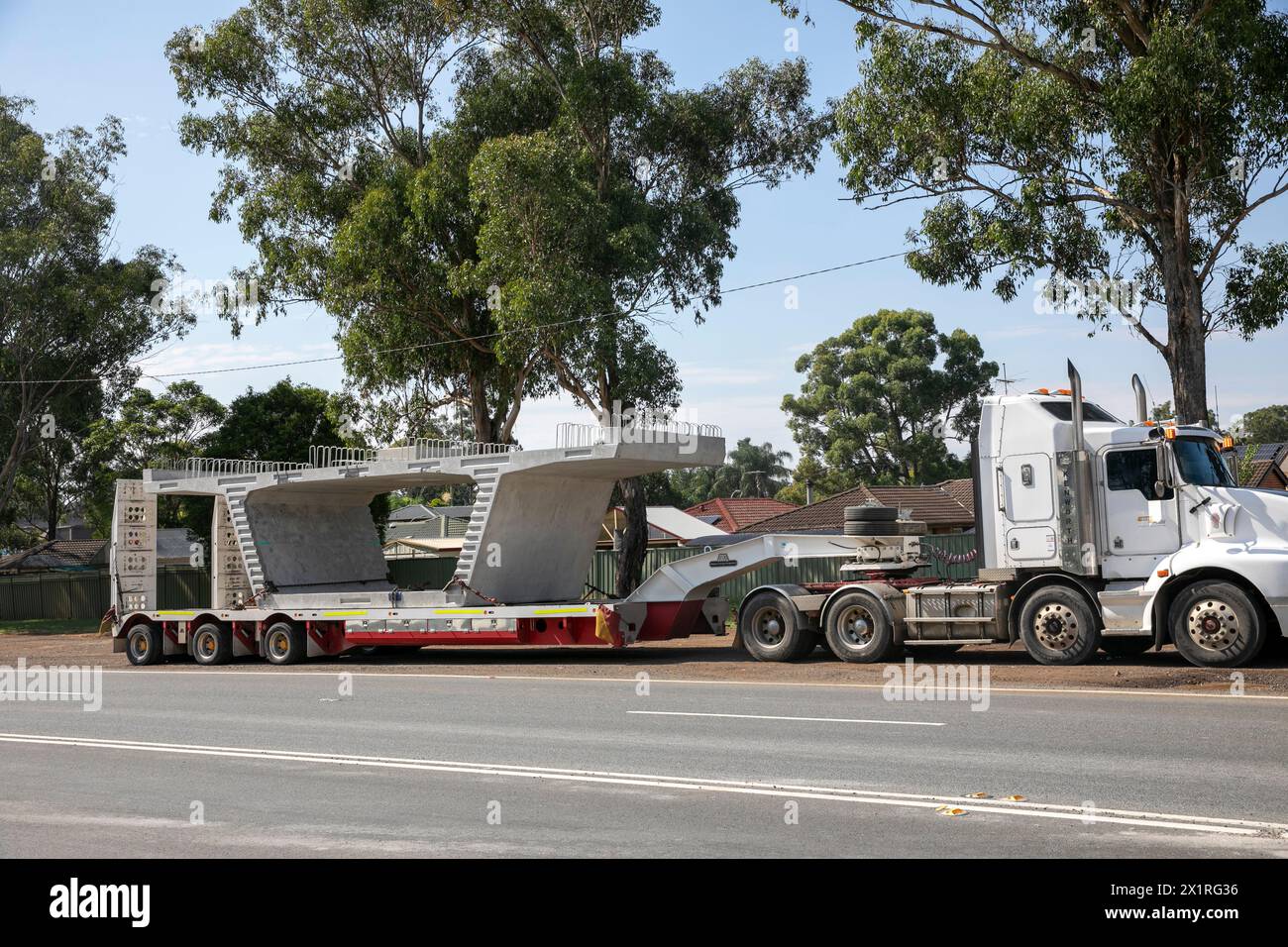 Sydney,Australia, heavy goods low loader long vehicle transports a ...