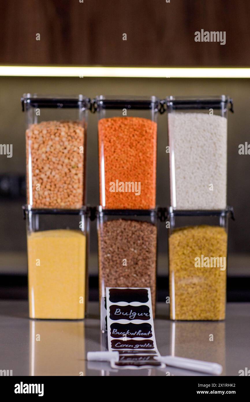 Placing an order kitchen hi-res stock photography and images - Alamy