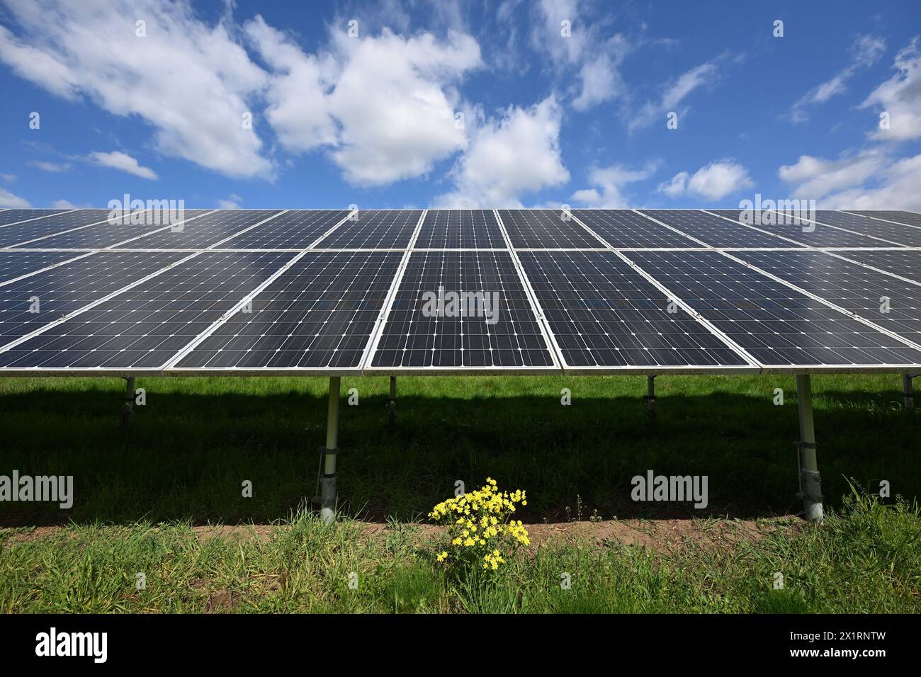 Strongest tornado in history 2021 hi-res stock photography and images ...