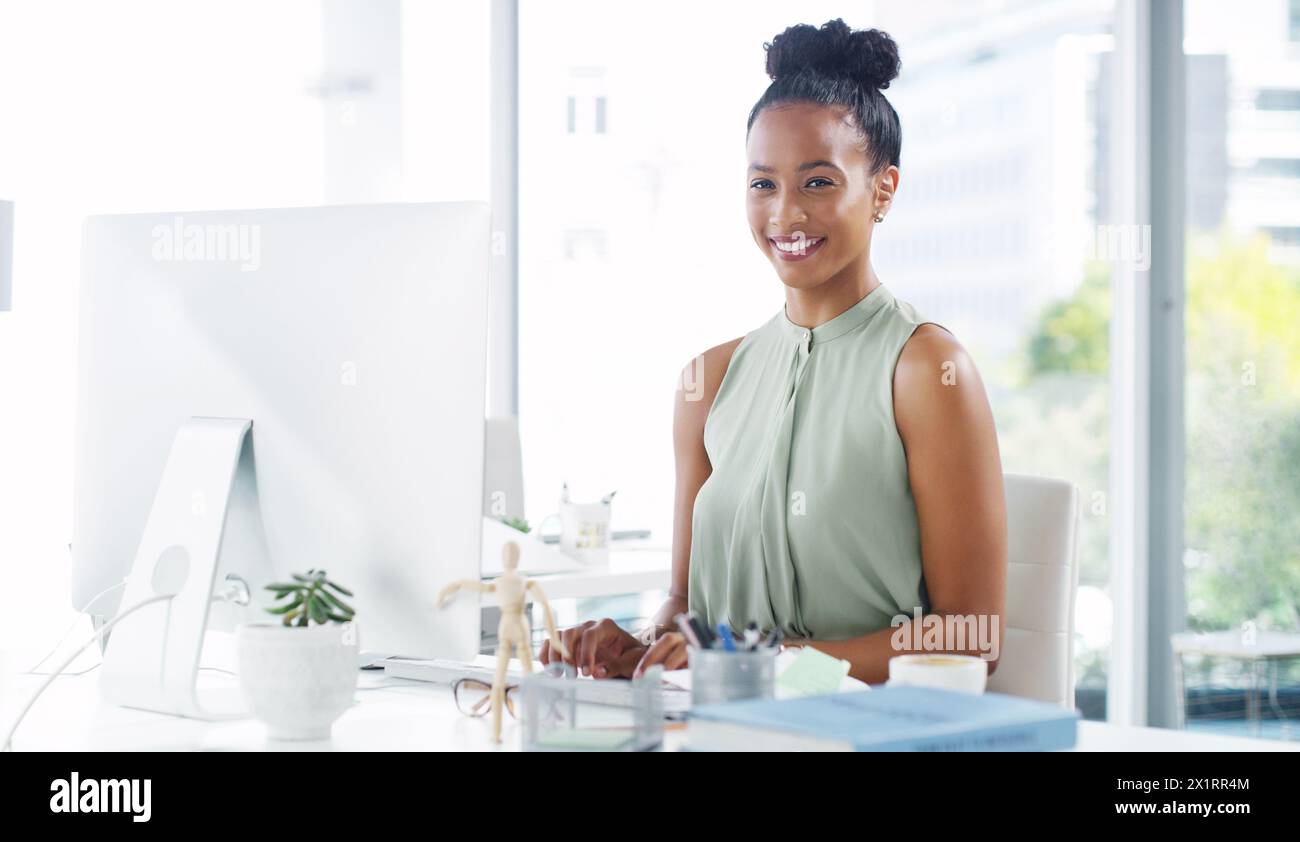 Administrator, computer and business woman in portrait, planning and ...