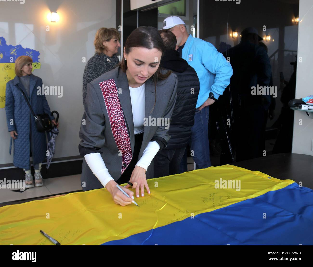 Non Exclusive: KYIV, UKRAINE - APRIL 17, 2024 - Ukrainian individual rhythmic gymnast Hanna ...