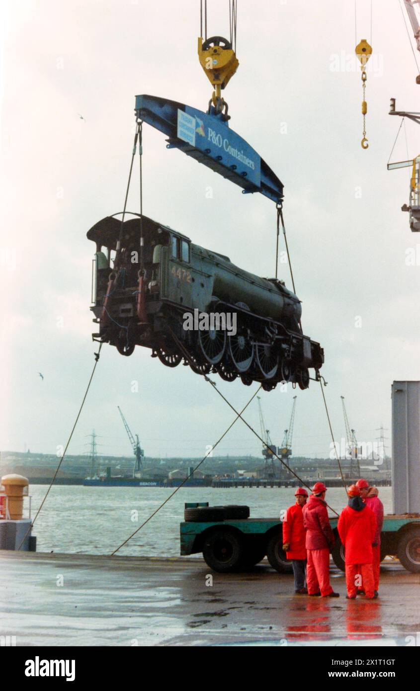 Steam locomotive Flying Scotsman being unloaded from the French ...